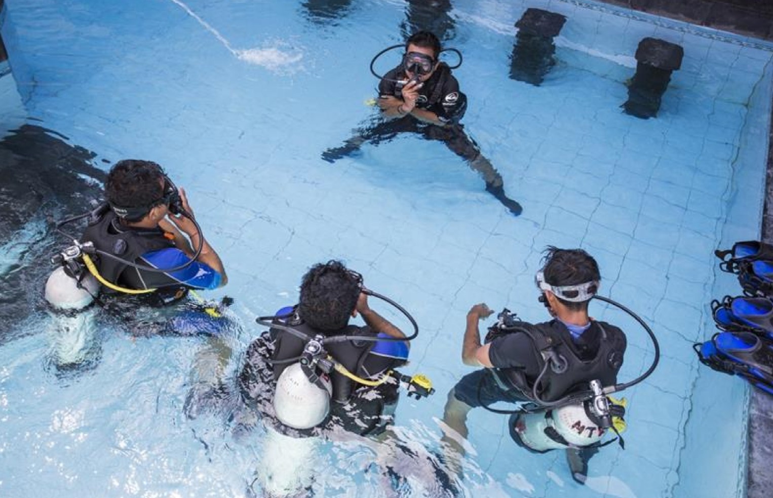 SSI Navigation Specialty - Resort, Restaurant & Guesthouse & 1 Villa ...